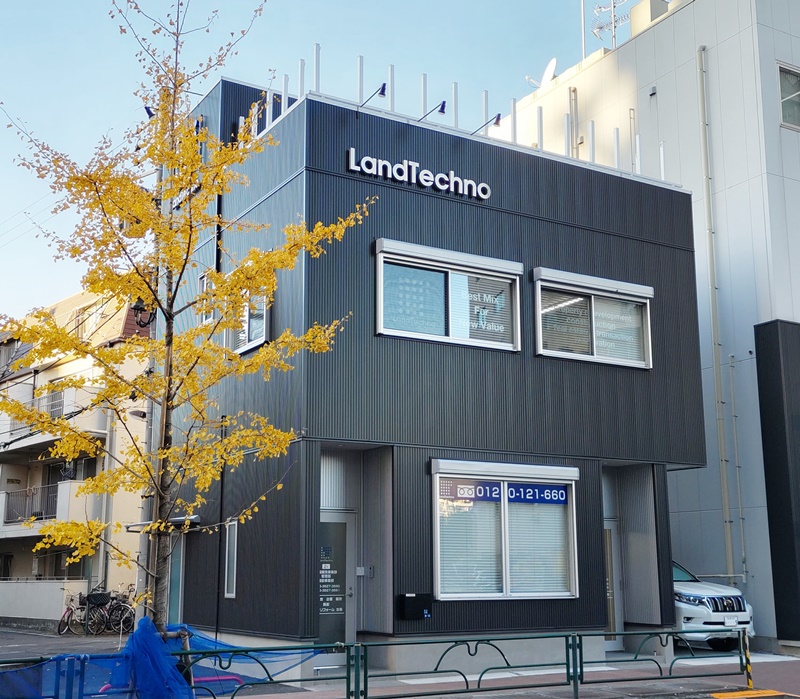 LandTechno